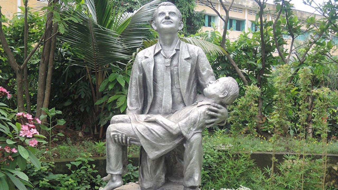 Saint Giovanni Battista Scalabrini and Saint Artemide Zatti; Pope ...